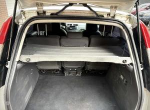 Grey Ford C-Max 2005 in Vilnius, with an engine capacity of 2.00 L and mileage of 356 thousand km for 1330 €, photo 13 on AUTOMOTO.COM.LV
