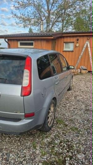 Pelēks Ford C-Max 2005 Klaipėda, ar dzinēja tilpumu 1.56 L un nobraukumu 280 tūkst. km par 545 €, foto 4 vietnē AUTOMOTO.COM.LV