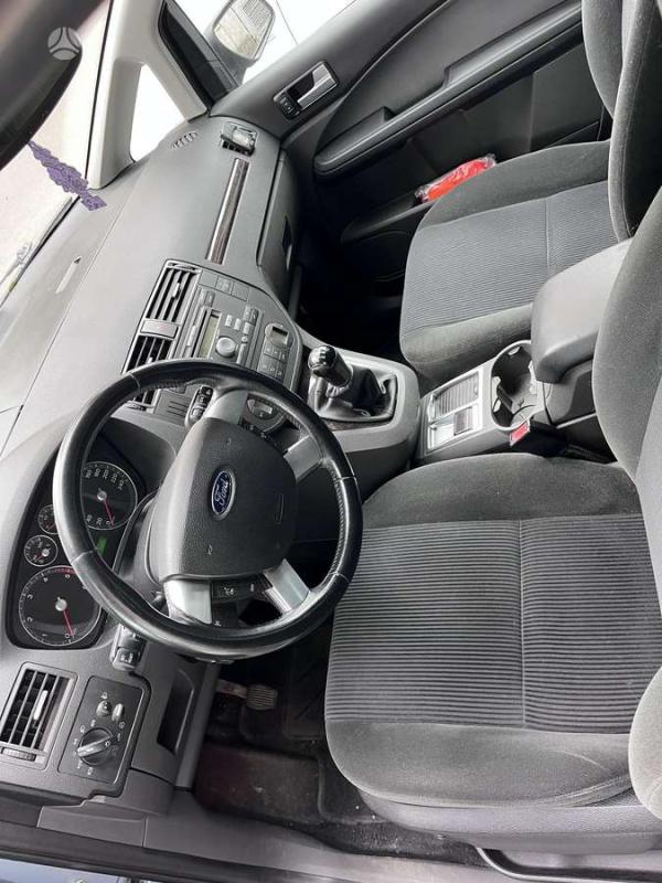 Pelēks Ford C-Max 2005 Jonava, ar dzinēja tilpumu 1.60 L un nobraukumu 226 tūkst. km par 1500 €, foto 6 vietnē AUTOMOTO.COM.LV