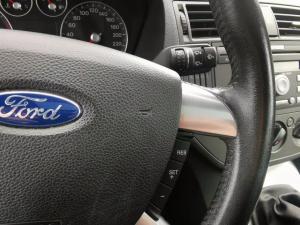 Pelēks Ford C-Max 2006 Kuldīga, ar dzinēja tilpumu 2.00 L un nobraukumu 230 tūkst. km par 2250 €, foto 11 vietnē AUTOMOTO.COM.LV