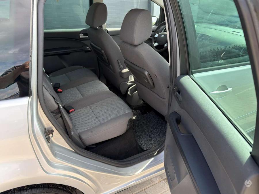 Grey Ford C-Max 2006 in Vilnius, with an engine capacity of 1.60 L and mileage of 264 thousand km for 1350 €, photo 13 on AUTOMOTO.COM.LV