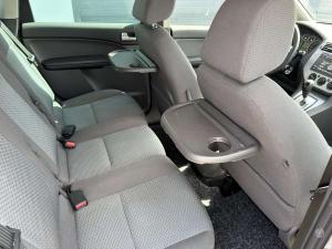 Grey Ford C-Max 2006 in Vilnius, with an engine capacity of 1.60 L and mileage of 264 thousand km for 1350 €, photo 14 on AUTOMOTO.COM.LV