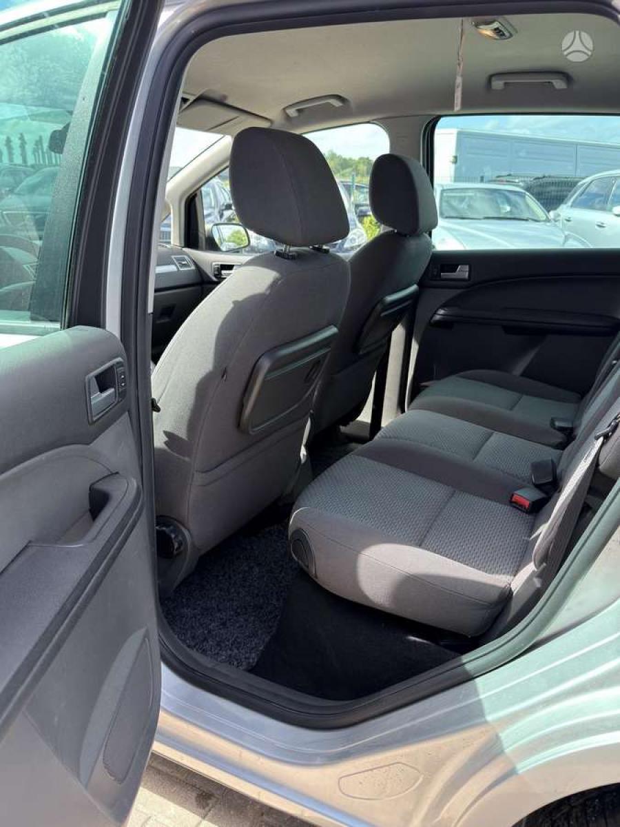 Grey Ford C-Max 2006 in Vilnius, with an engine capacity of 1.60 L and mileage of 264 thousand km for 1350 €, photo 18 on AUTOMOTO.COM.LV