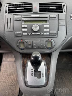 Pelēks Ford C-Max 2006 Rīga, ar dzinēja tilpumu 1.60 L un nobraukumu 322 tūkst. km par 780 €, foto 9 vietnē AUTOMOTO.COM.LV