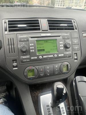 Pelēks Ford C-Max 2006 Liepāja, ar dzinēja tilpumu 1.60 L un nobraukumu 305 tūkst. km par 1200 €, foto 11 vietnē AUTOMOTO.COM.LV
