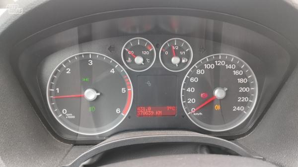 Pelēks Ford C-Max 2007 Marijampole, ar dzinēja tilpumu 1.60 L un nobraukumu 379 tūkst. km par 1500 €, foto 10 vietnē AUTOMOTO.COM.LV