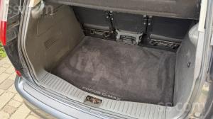 Grey Ford C-Max 2007 in Riga, with an engine capacity of 1.80 L and mileage of 253 thousand km for 950 €, photo 14 on AUTOMOTO.COM.LV