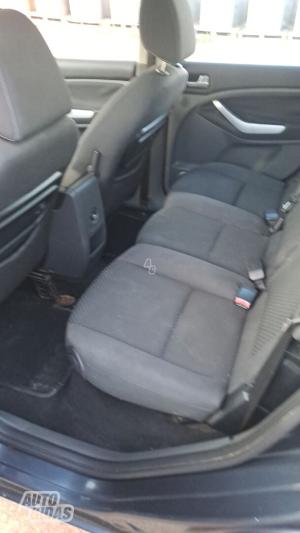 Grey Ford C-Max 2007 in Sakiai, with an engine capacity of 1.80 L and mileage of 244 thousand km for 900 €, photo 6 on AUTOMOTO.COM.LV