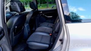 Grey Ford C-Max 2007 in Cesis, with an engine capacity of 1.80 L and mileage of 322 thousand km for 1850 €, photo 14 on AUTOMOTO.COM.LV
