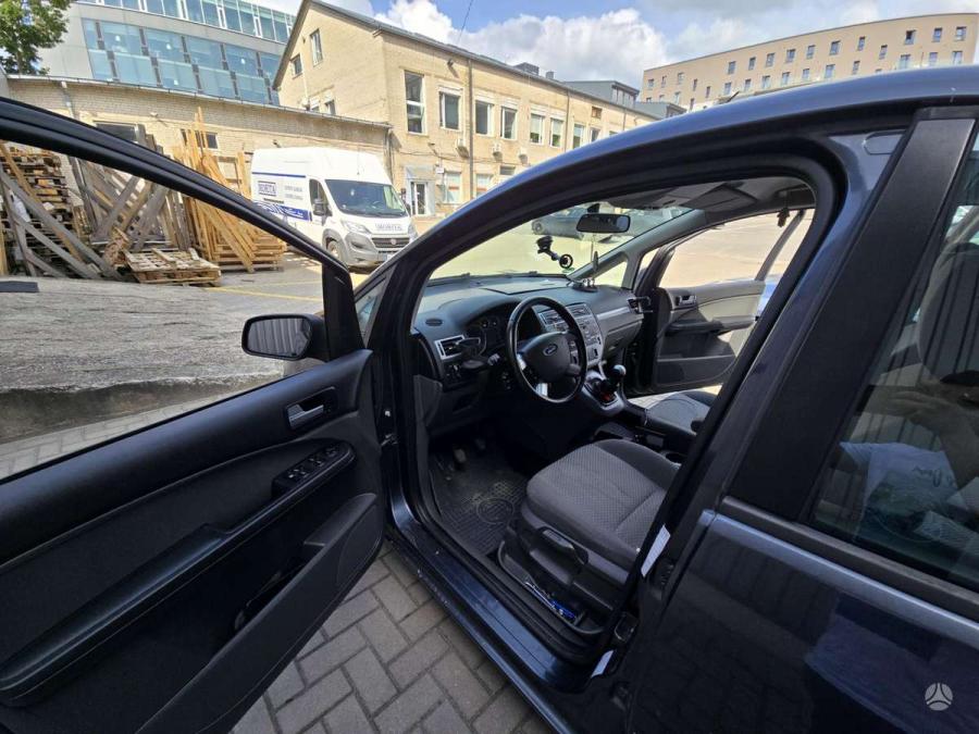 Grey Ford C-Max 2007 in Kaunas, with an engine capacity of 1.80 L and mileage of 0 thousand km for 1800 €, photo 8 on AUTOMOTO.COM.LV