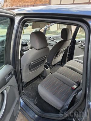Pelēks Ford C-Max 2007 Daugavpils, ar dzinēja tilpumu 1.60 L un nobraukumu 250 tūkst. km par 1200 €, foto 11 vietnē AUTOMOTO.COM.LV