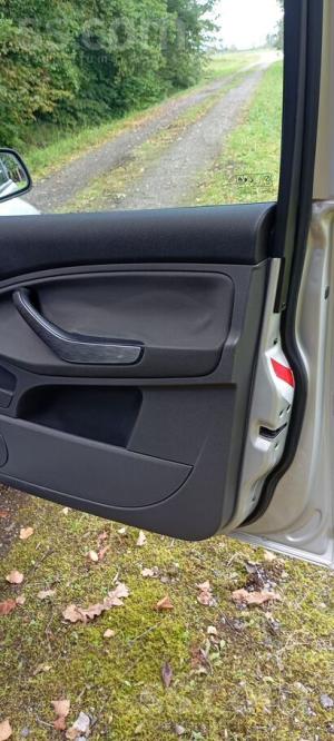 Grey Ford C-Max 2007 in Dobele, with an engine capacity of 1.60 L and mileage of 245 thousand km for 1950 €, photo 7 on AUTOMOTO.COM.LV