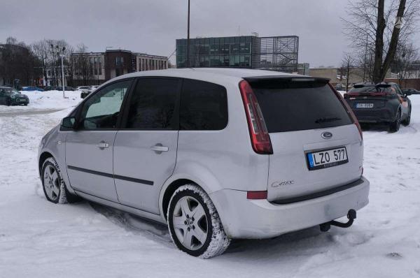 Grey Ford C-Max 2008 in Kaunas, with an engine capacity of 1.56 L and mileage of 400 thousand km for 1150 €, photo 8 on AUTOMOTO.COM.LV