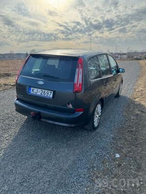 Grey Ford C-Max 2008 in Riga, with an engine capacity of 1.80 L and mileage of 289 thousand km for 2300 €, photo 4 on AUTOMOTO.COM.LV
