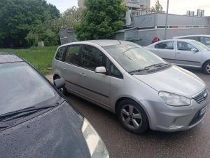 Grey Ford C-Max 2008 in Vilnius, with an engine capacity of 1.56 L and mileage of 331 thousand km for 1200 €, photo 4 on AUTOMOTO.COM.LV