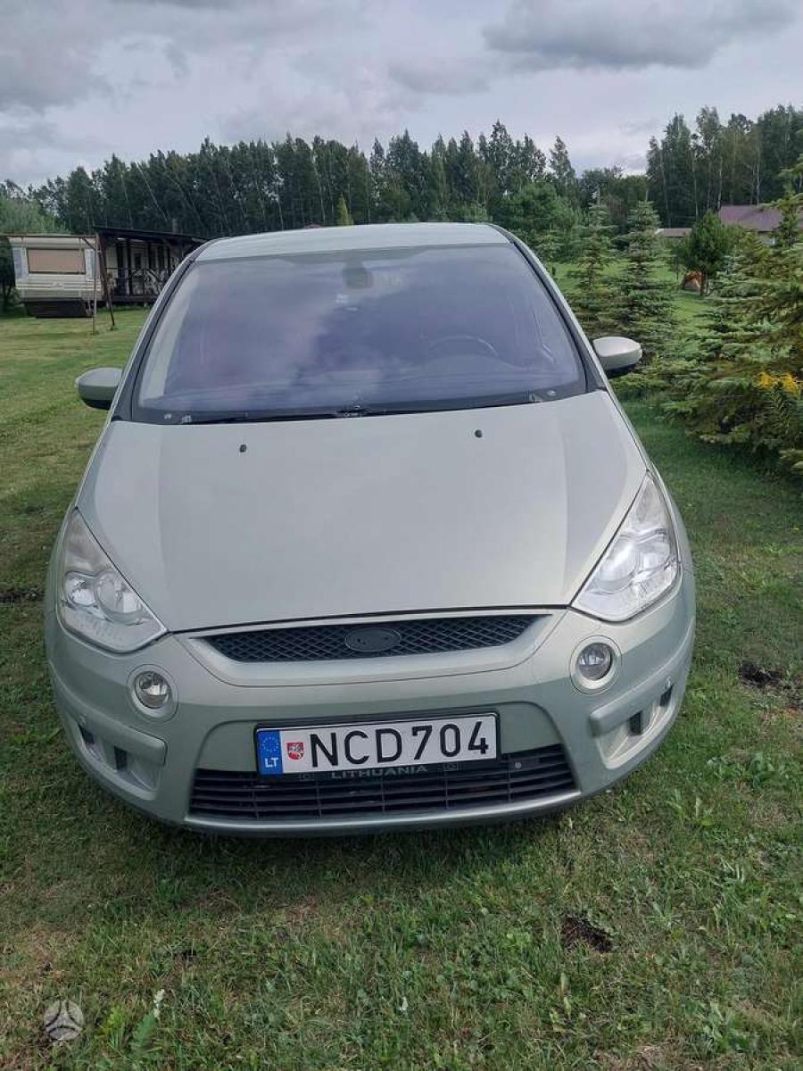 Grey Ford C-Max 2008 in Siauliai, with an engine capacity of 1.75 L and mileage of 343 thousand km for 1800 €, photo 11 on AUTOMOTO.COM.LV