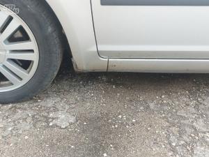 Grey Ford C-Max 2008 in Radviliskis, with an engine capacity of 1.80 L and mileage of 281 thousand km for 1150 €, photo 7 on AUTOMOTO.COM.LV