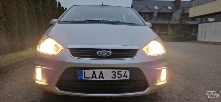 Grey Ford C-Max 2009 in Kaunas, with an engine capacity of 1.60 L and mileage of 280 thousand km for 2100 €, photo 1 on AUTOMOTO.COM.LV