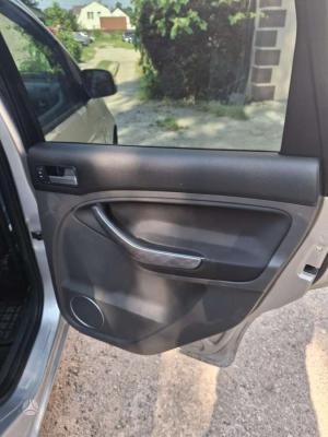Pelēks Ford C-Max 2009 Viļņa, ar dzinēja tilpumu 2.00 L un nobraukumu 336 tūkst. km par 2200 €, foto 14 vietnē AUTOMOTO.COM.LV