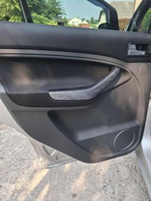 Pelēks Ford C-Max 2009 Viļņa, ar dzinēja tilpumu 2.00 L un nobraukumu 336 tūkst. km par 2200 €, foto 16 vietnē AUTOMOTO.COM.LV