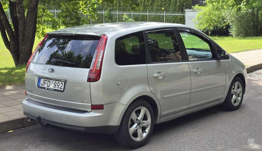 Grey Ford C-Max 2009 in Vilnius, with an engine capacity of 2.00 L and mileage of 337 thousand km for 2250 €, photo 3 on AUTOMOTO.COM.LV