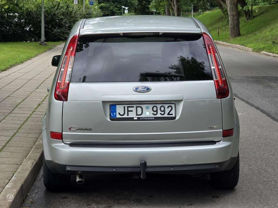 Grey Ford C-Max 2009 in Vilnius, with an engine capacity of 2.00 L and mileage of 337 thousand km for 2250 €, photo 7 on AUTOMOTO.COM.LV