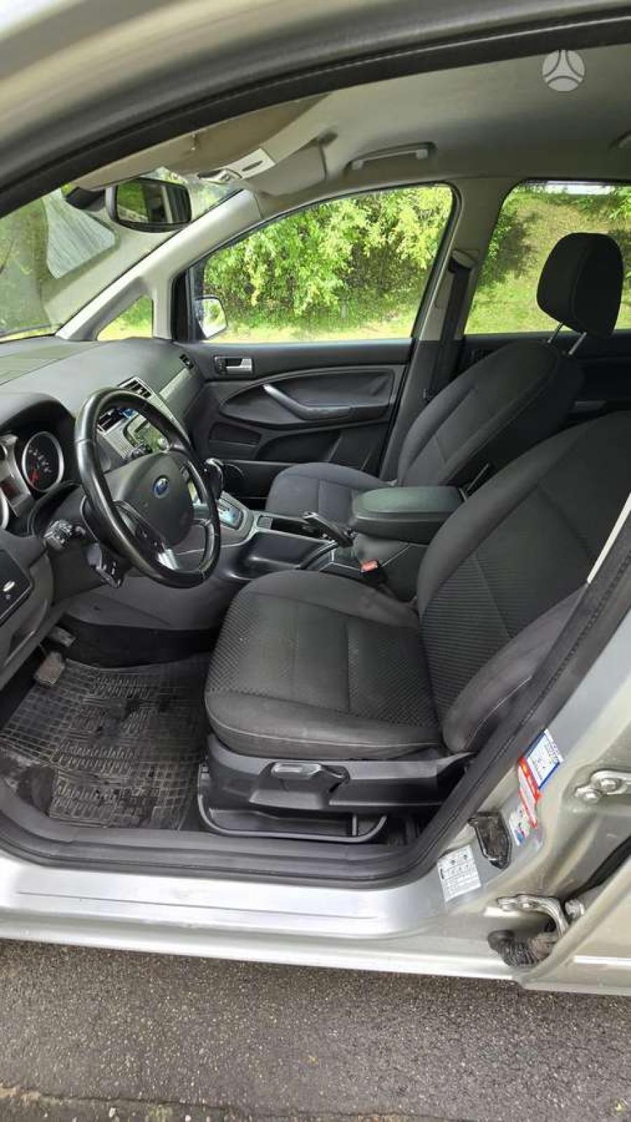 Grey Ford C-Max 2009 in Vilnius, with an engine capacity of 2.00 L and mileage of 337 thousand km for 2250 €, photo 9 on AUTOMOTO.COM.LV