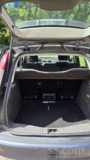 Pelēks Ford C-Max 2009 Bauska, ar dzinēja tilpumu 1.60 L un nobraukumu 303 tūkst. km par 1900 €, foto 4 vietnē AUTOMOTO.COM.LV