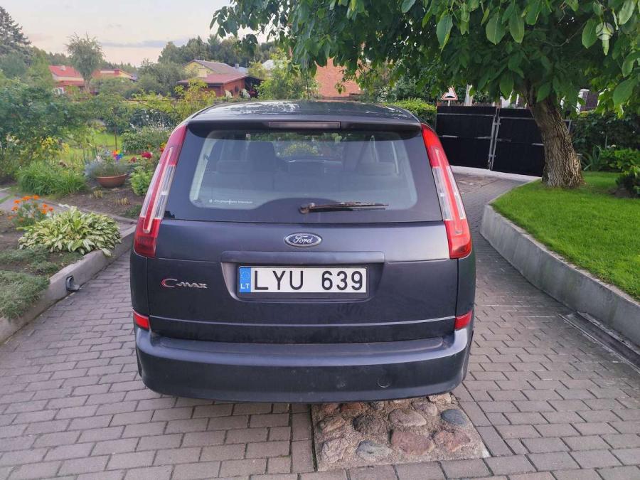 Pelēks Ford C-Max 2009 Viļņa, ar dzinēja tilpumu 1.56 L un nobraukumu 285 tūkst. km par 1550 €, foto 5 vietnē AUTOMOTO.COM.LV