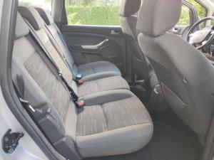 Pelēks Ford C-Max 2009 Pakruojis, ar dzinēja tilpumu 1.56 L un nobraukumu 174 tūkst. km par 2800 €, foto 14 vietnē AUTOMOTO.COM.LV