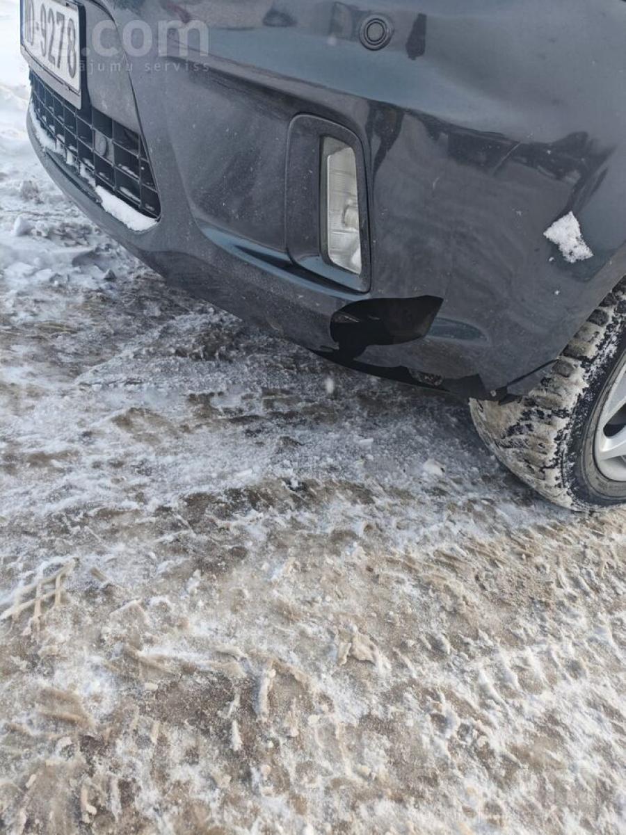 Grey Ford C-Max 2010 in Liepaja, with an engine capacity of 1.80 L and mileage of 252 thousand km for 2710 €, photo 7 on AUTOMOTO.COM.LV