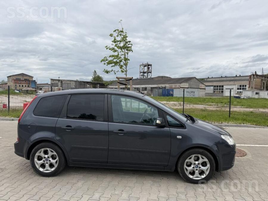 Pelēks Ford C-Max 2010 Jelgava, ar dzinēja tilpumu 1.80 L un nobraukumu 298 tūkst. km par 2600 €, foto 4 vietnē AUTOMOTO.COM.LV