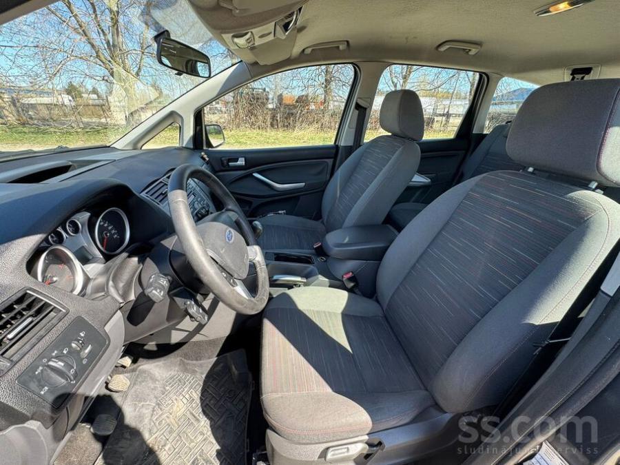 Grey Ford C-Max 2010 in Riga, with an engine capacity of 1.60 L and mileage of 0 thousand km for 1999 €, photo 10 on AUTOMOTO.COM.LV