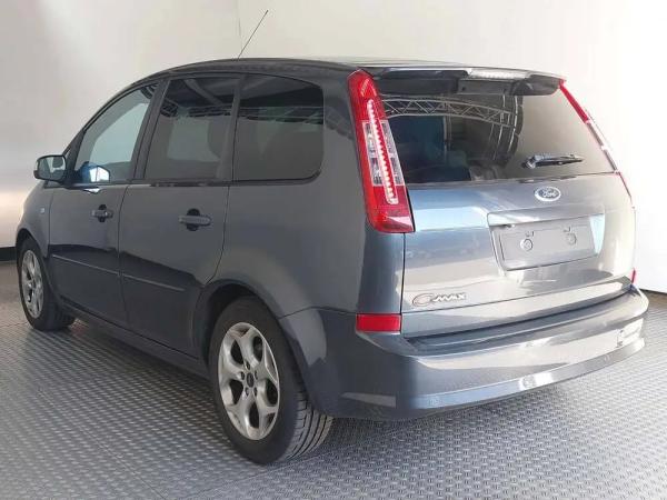 Pelēks Ford C-Max 2010 Limbaži, ar dzinēja tilpumu 1.80 L un nobraukumu 128 tūkst. km par 3950 €, foto 4 vietnē AUTOMOTO.COM.LV