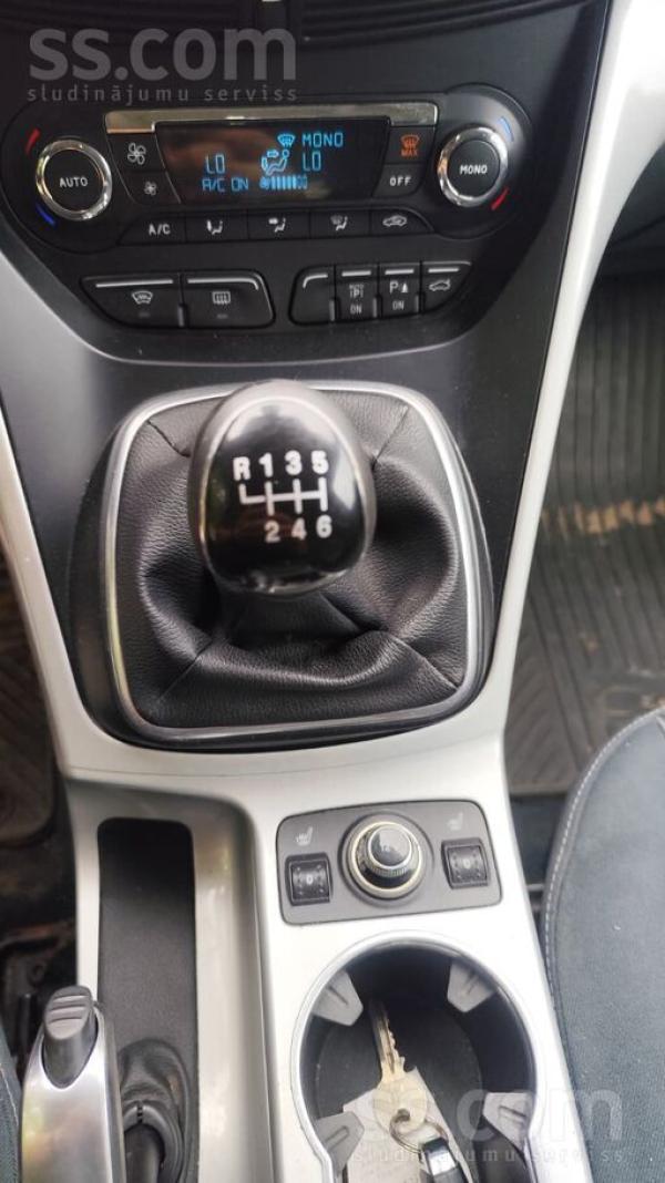 Pelēks Ford C-Max 2010 Cēsis, ar dzinēja tilpumu 1.60 L un nobraukumu 326 tūkst. km par 3500 €, foto 8 vietnē AUTOMOTO.COM.LV