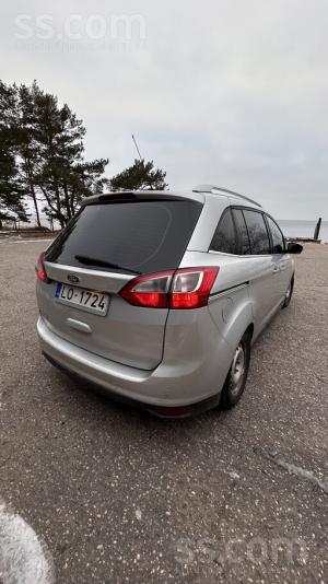 Pelēks Ford C-Max 2011 Rīga, ar dzinēja tilpumu 1.60 L un nobraukumu 260 tūkst. km par 3200 €, foto 1 vietnē AUTOMOTO.COM.LV