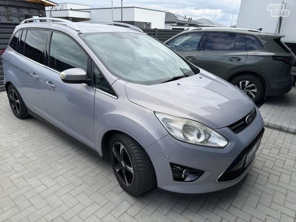 Grey Ford C-Max 2011 in Vilnius, with an engine capacity of 1.60 L and mileage of 294 thousand km for 2800 €, photo 1 on AUTOMOTO.COM.LV