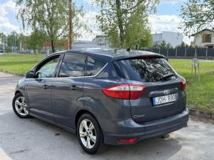 Grey Ford C-Max 2011 in Panevezys, with an engine capacity of 1.60 L and mileage of 230 thousand km for 2200 €, photo 8 on AUTOMOTO.COM.LV