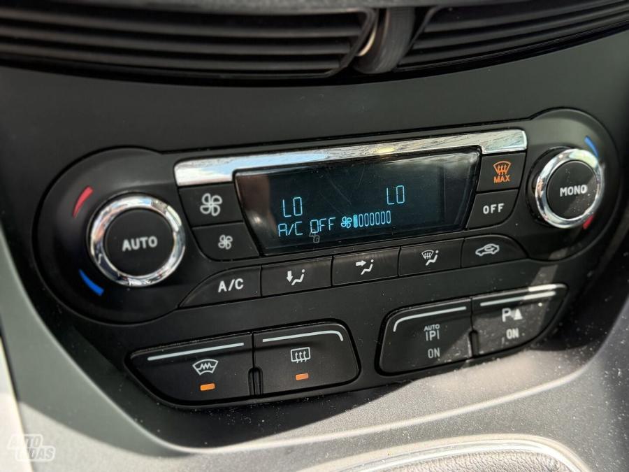 Grey Ford C-Max 2011 in Panevezys, with an engine capacity of 1.60 L and mileage of 230 thousand km for 2200 €, photo 13 on AUTOMOTO.COM.LV
