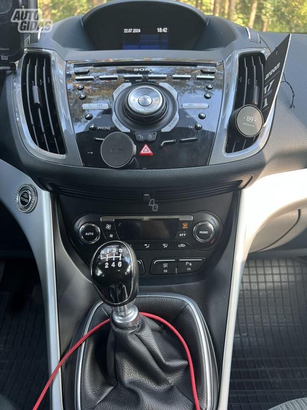 Pelēks Ford C-Max 2011 Viļņa, ar dzinēja tilpumu 1.60 L un nobraukumu 231 tūkst. km par 3000 €, foto 9 vietnē AUTOMOTO.COM.LV