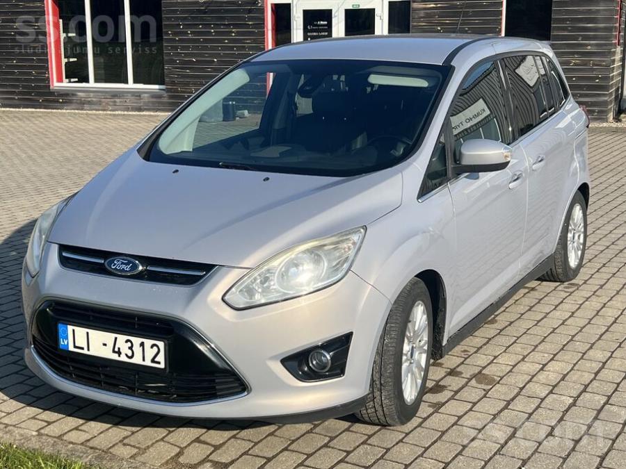 Grey Ford C-Max 2011 in Cesis, with an engine capacity of 1.60 L and mileage of 157 thousand km for 4450 €, photo 4 on AUTOMOTO.COM.LV