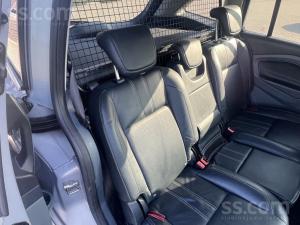 Grey Ford C-Max 2011 in Cesis, with an engine capacity of 1.60 L and mileage of 157 thousand km for 4450 €, photo 15 on AUTOMOTO.COM.LV