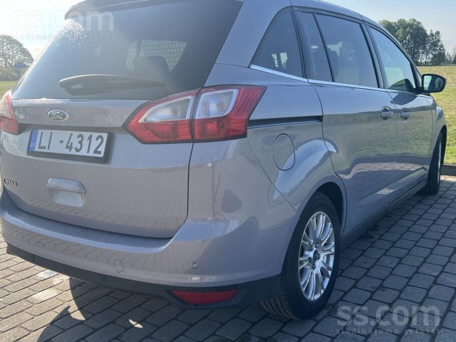 Grey Ford C-Max 2011 in Cesis, with an engine capacity of 1.60 L and mileage of 157 thousand km for 4450 €, photo 16 on AUTOMOTO.COM.LV