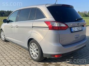 Grey Ford C-Max 2011 in Cesis, with an engine capacity of 1.60 L and mileage of 157 thousand km for 4450 €, photo 19 on AUTOMOTO.COM.LV
