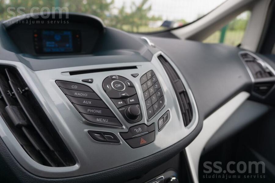 Pelēks Ford C-Max 2011 Rīga, ar dzinēja tilpumu 1.60 L un nobraukumu 275 tūkst. km par 4290 €, foto 19 vietnē AUTOMOTO.COM.LV