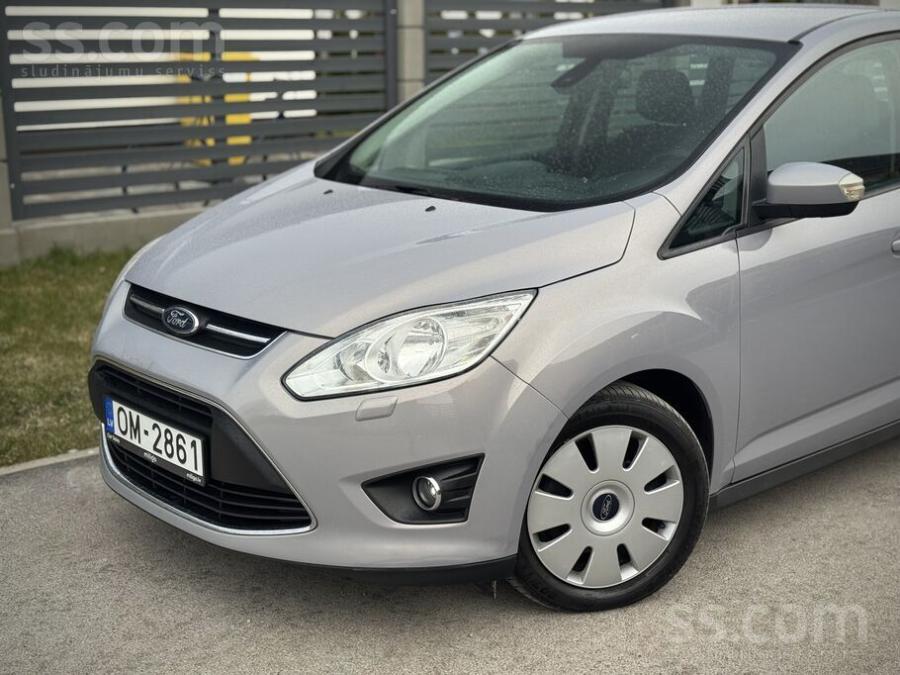 Grey Ford C-Max 2011 in Jelgava, with an engine capacity of 1.60 L and mileage of 276 thousand km for 4700 €, photo 3 on AUTOMOTO.COM.LV