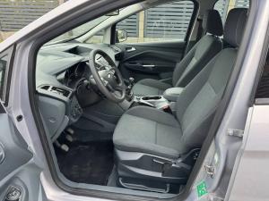 Grey Ford C-Max 2011 in Jelgava, with an engine capacity of 1.60 L and mileage of 276 thousand km for 4700 €, photo 10 on AUTOMOTO.COM.LV