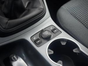 Grey Ford C-Max 2011 in Jelgava, with an engine capacity of 1.60 L and mileage of 276 thousand km for 4700 €, photo 20 on AUTOMOTO.COM.LV