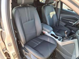 Pelēks Ford C-Max 2011 Kauņa, ar dzinēja tilpumu 1.56 L un nobraukumu 267 tūkst. km par 3650 €, foto 31 vietnē AUTOMOTO.COM.LV