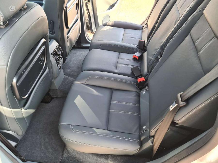 Pelēks Ford C-Max 2011 Kauņa, ar dzinēja tilpumu 1.56 L un nobraukumu 267 tūkst. km par 3650 €, foto 32 vietnē AUTOMOTO.COM.LV